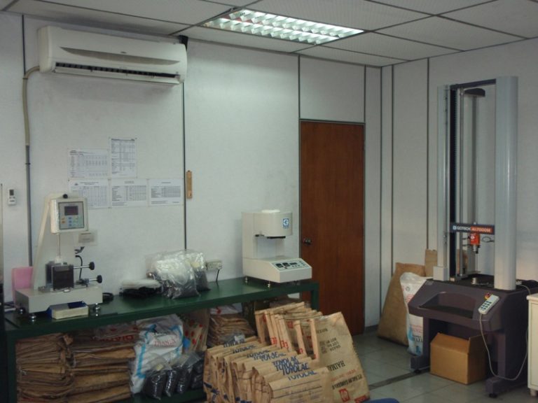 Moldex Manufacturing | Plastic Recycling & Repelletizing Specialists